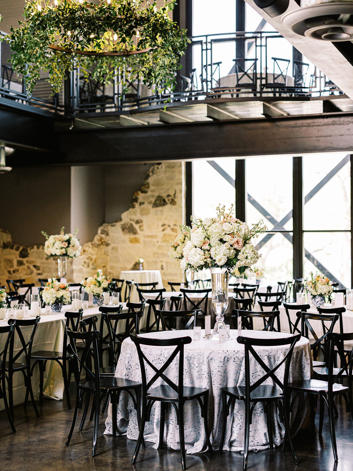 Blue and White Chinoiserie Inspired Wedding at Park 31 | GeorgeAnna ...